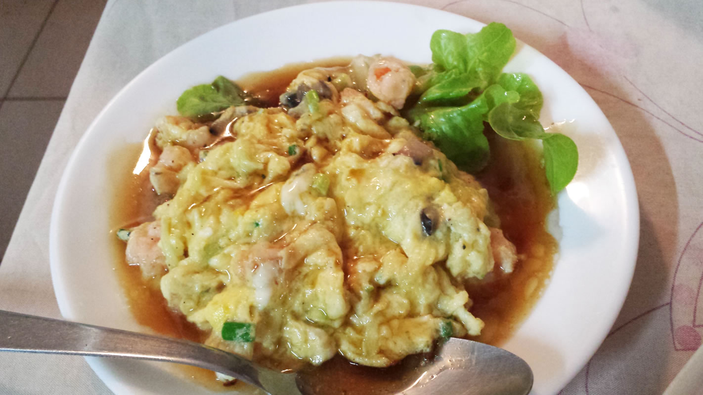 Omelette chinoise: Wok omelettes foo yong crevettes (Fu-yung)